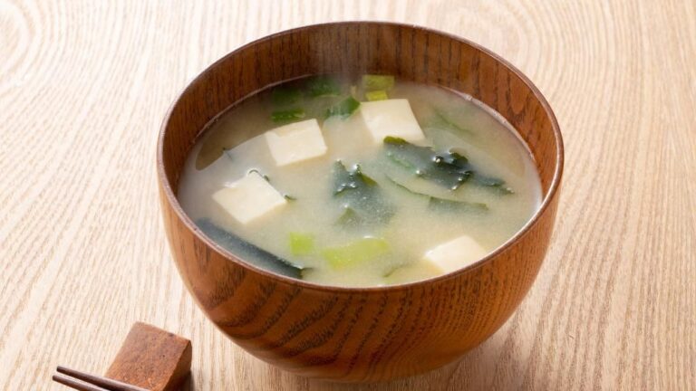 Receta fácil de Sopa Miso en 3 pasos - Paulina Cocina