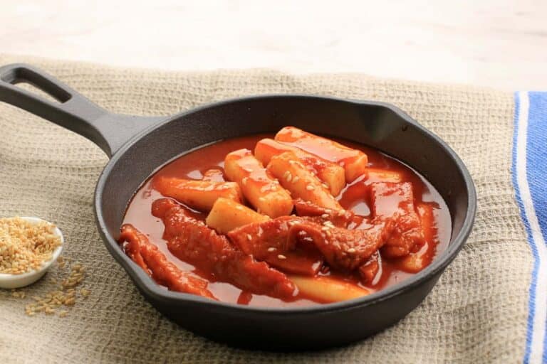 Receta Tteokbokki en 6 pasos fáciles - Paulina Cocina